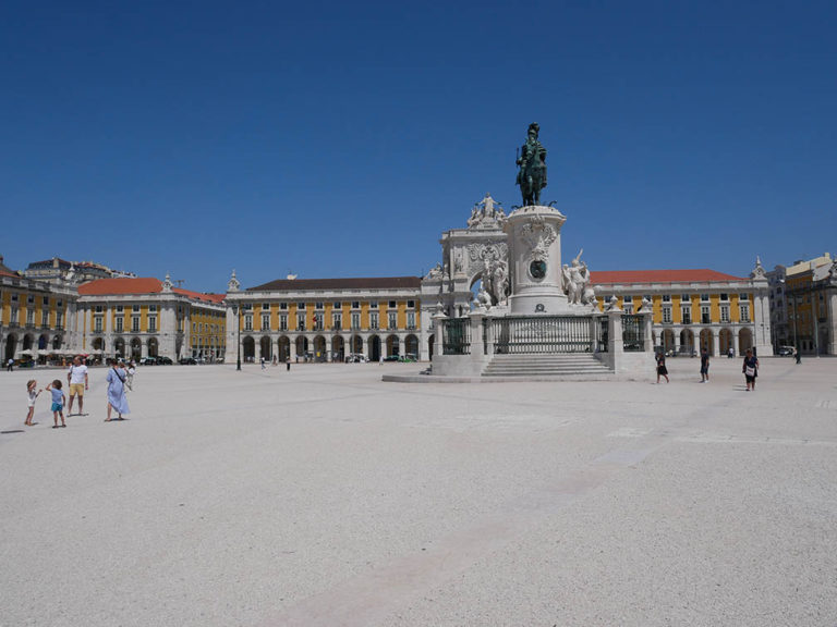 The most beautiful squares in Lisbon - Kuiper